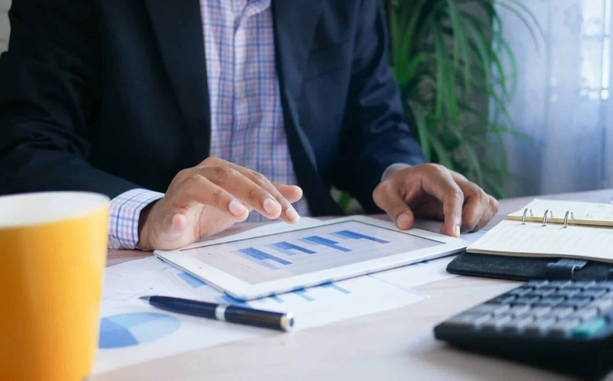 What is Retail Trading? Also vs. Institutional Trading? - PIP Penguin