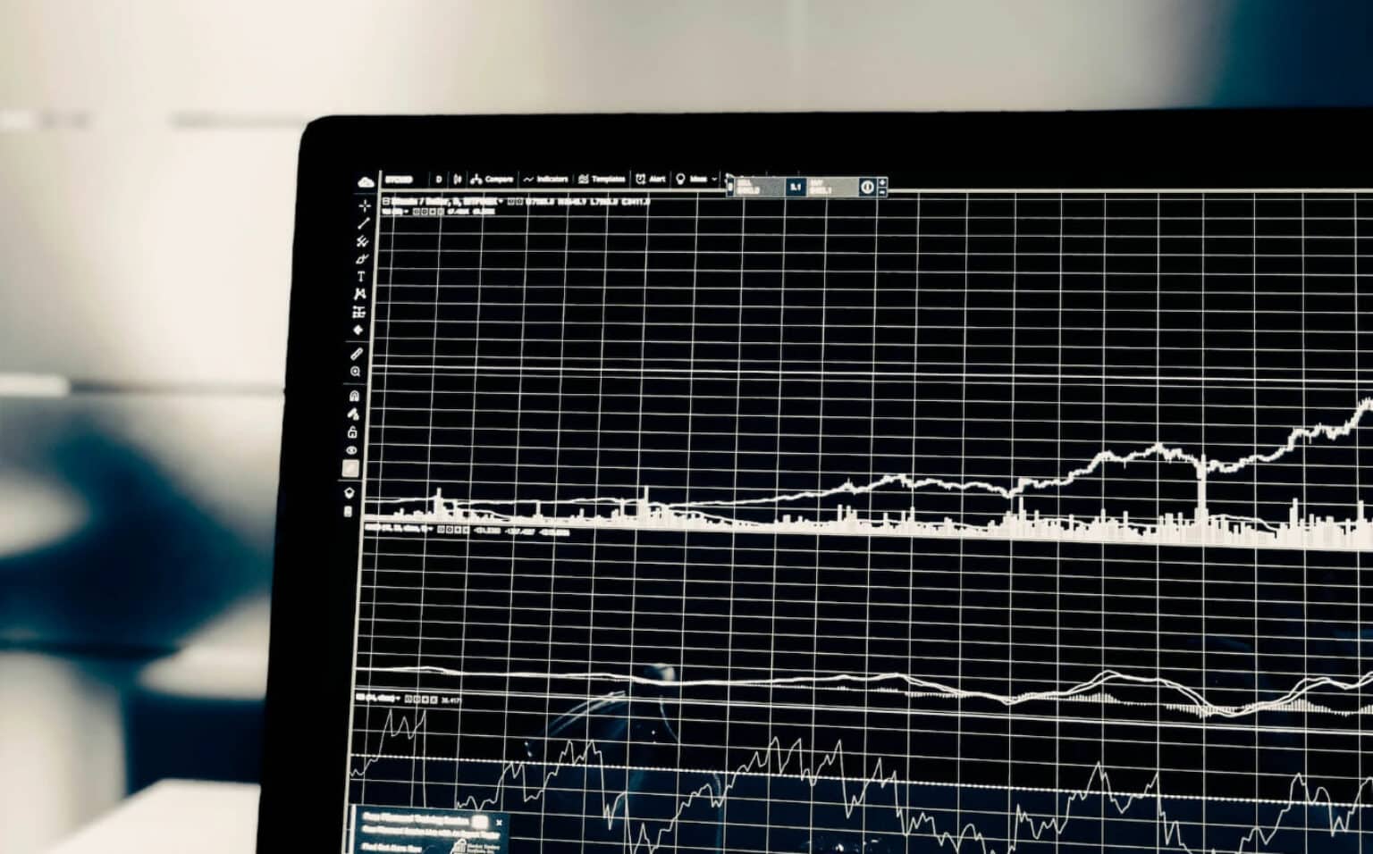 How Does Trading 212 Make Money - Explained - PIP Penguin