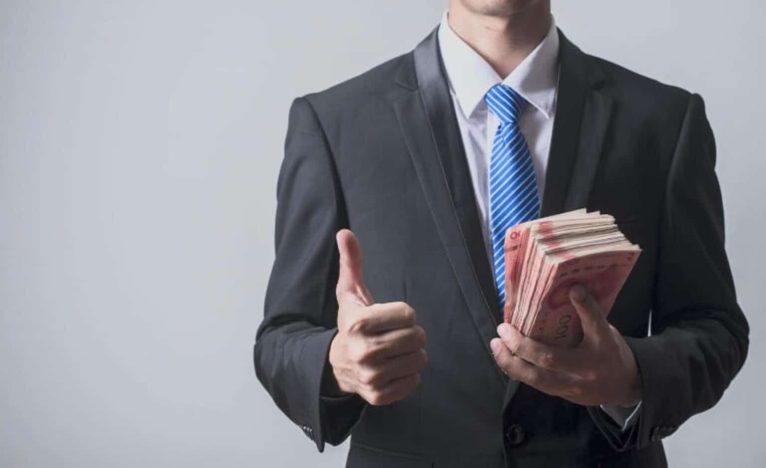 What Do Long Wicks Mean in Trading - Understanding Dynamics - PIP Penguin